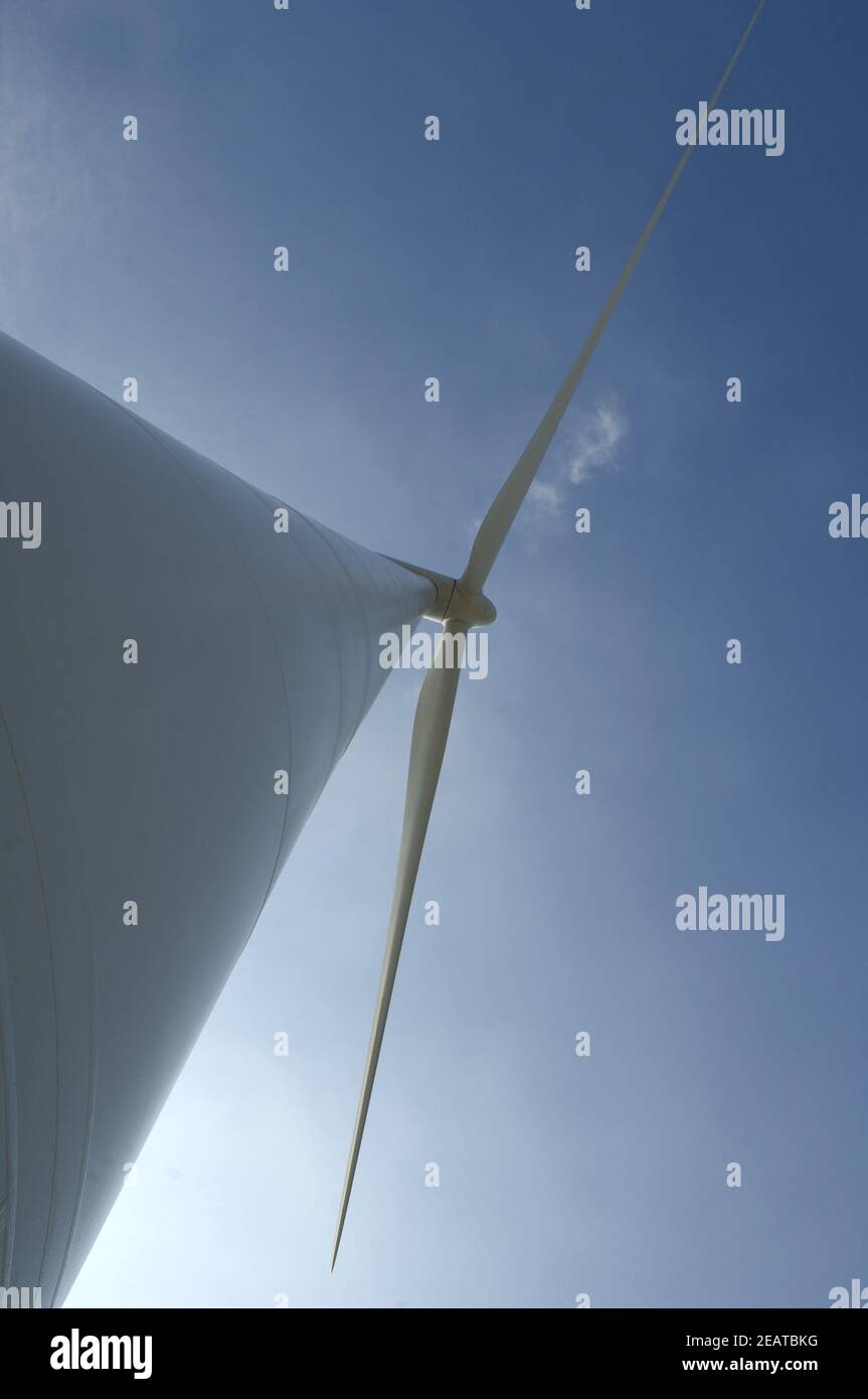 Elektrische windkraftanlagen hi-res stock photography and images - Alamy