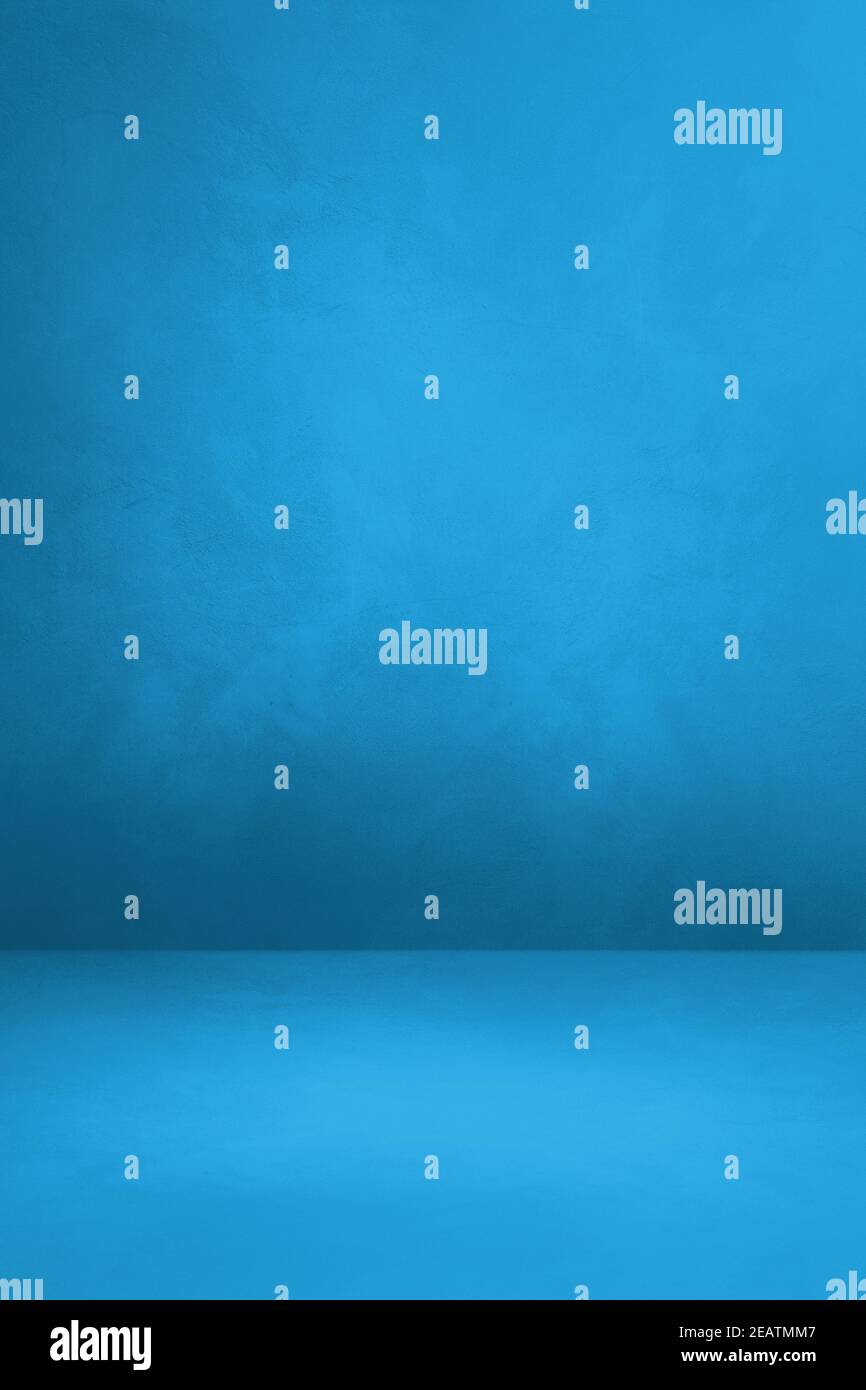 Blue grunge background blank hi-res stock photography and images - Alamy