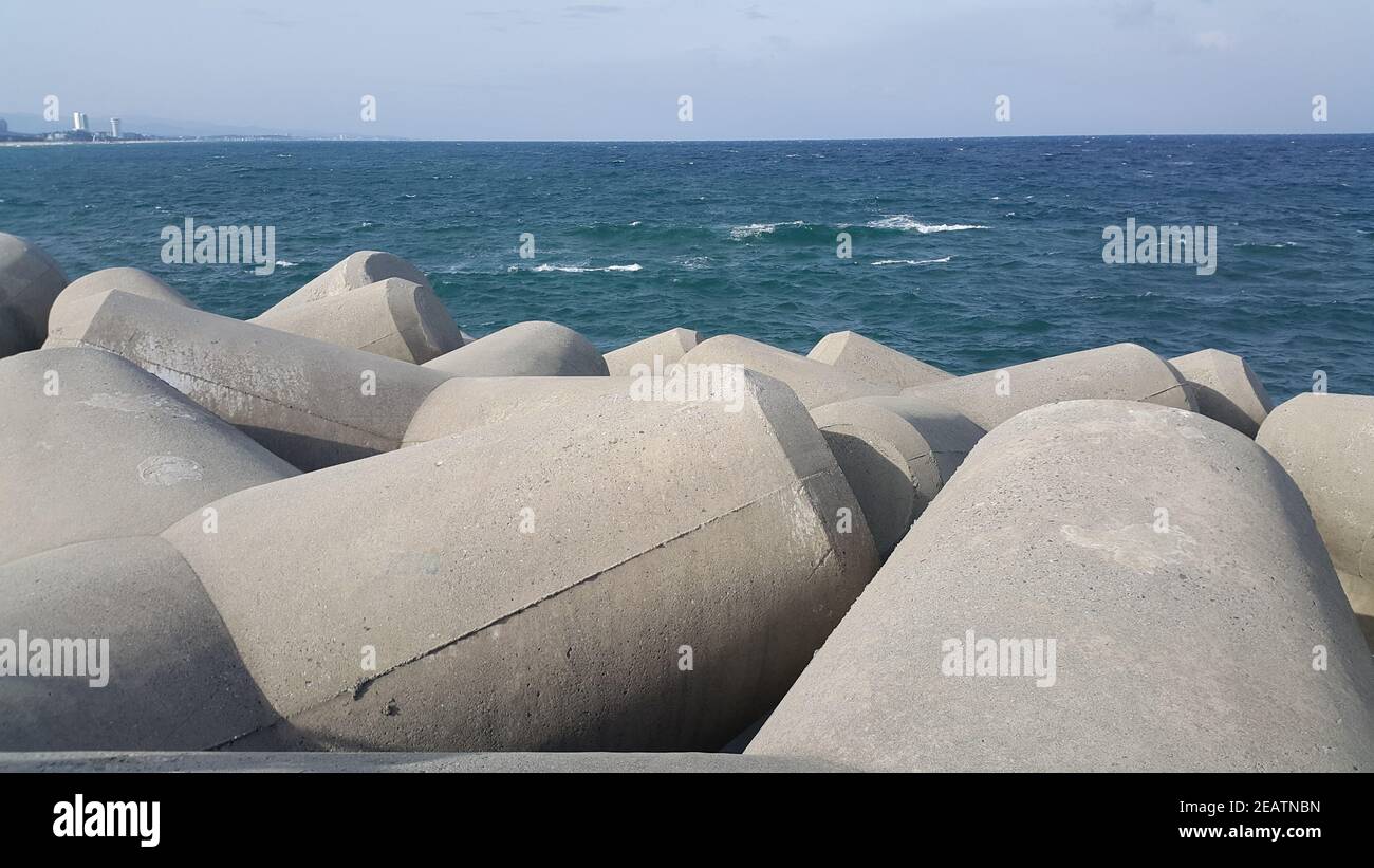 Sea wall coastal stone protection hi-res stock photography and images ...