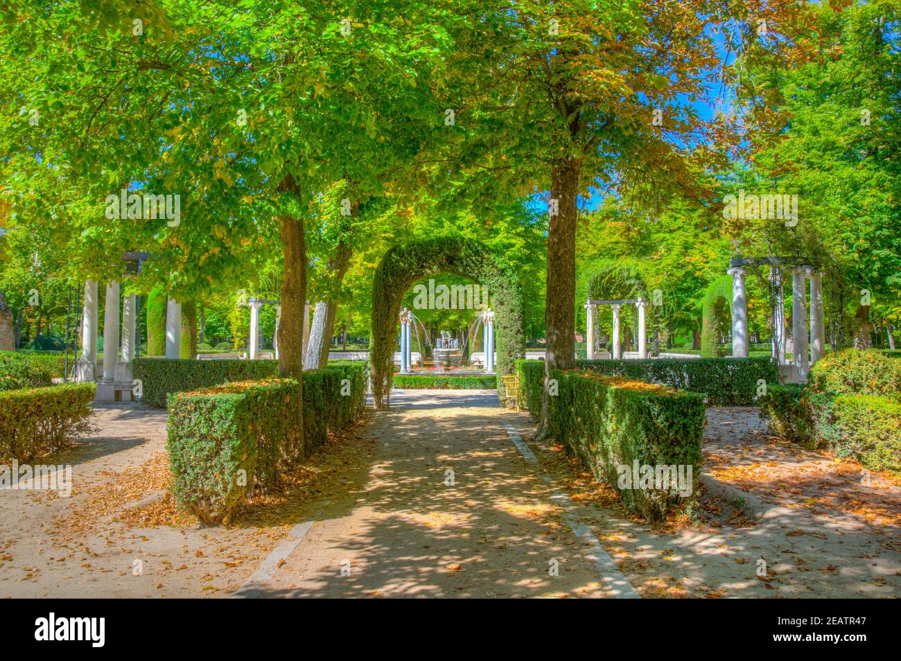Gardens of royal palace of Aranjuez, Spain Stock Photo - Alamy