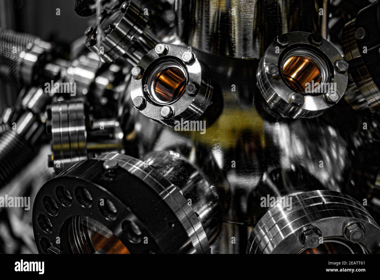 Image of vacuum equipment and laboratory equipment Stock Photo - Alamy