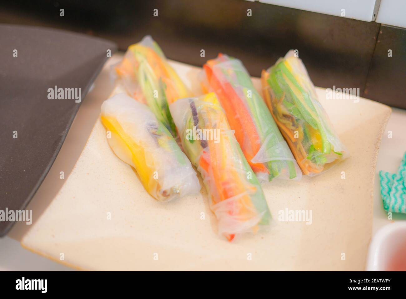 Spring roll skin hi-res stock photography and images - Alamy