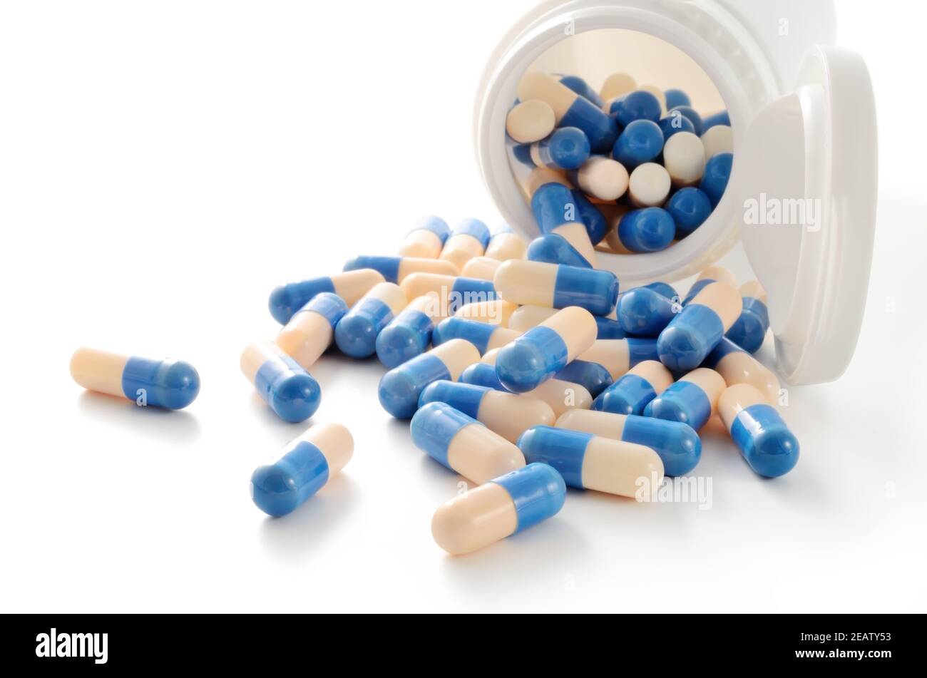 White medicines hi-res stock photography and images - Alamy