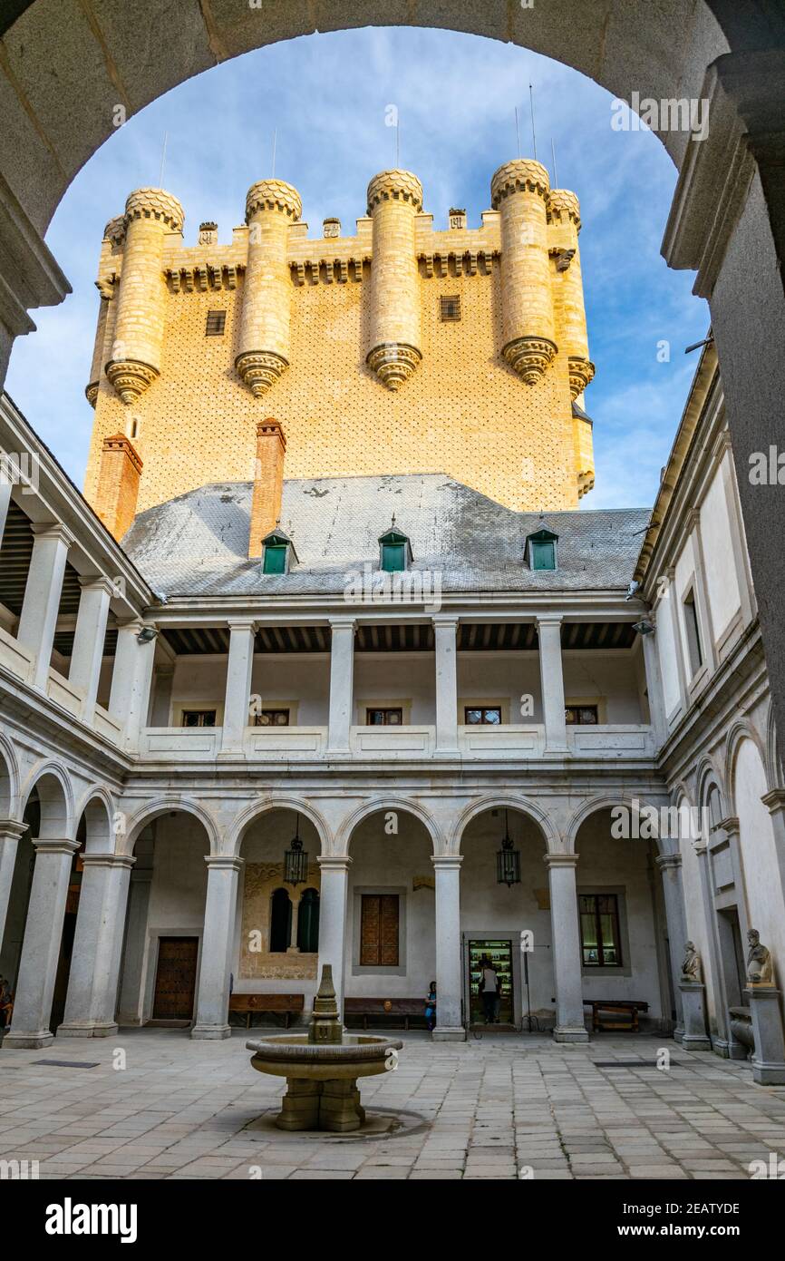 Alcázar of segovia courtyard hi-res stock photography and images - Alamy