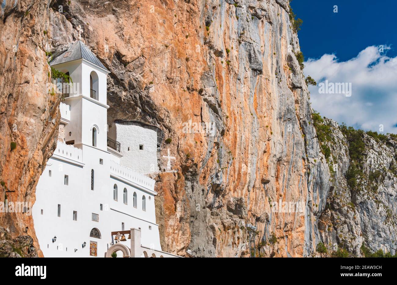 Mountain church hi-res stock photography and images - Alamy