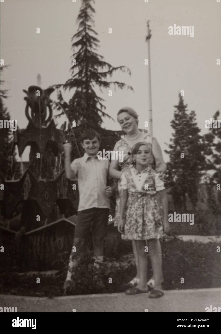 1950s Vintage Family Photo High Resolution Stock Photography and Images ...