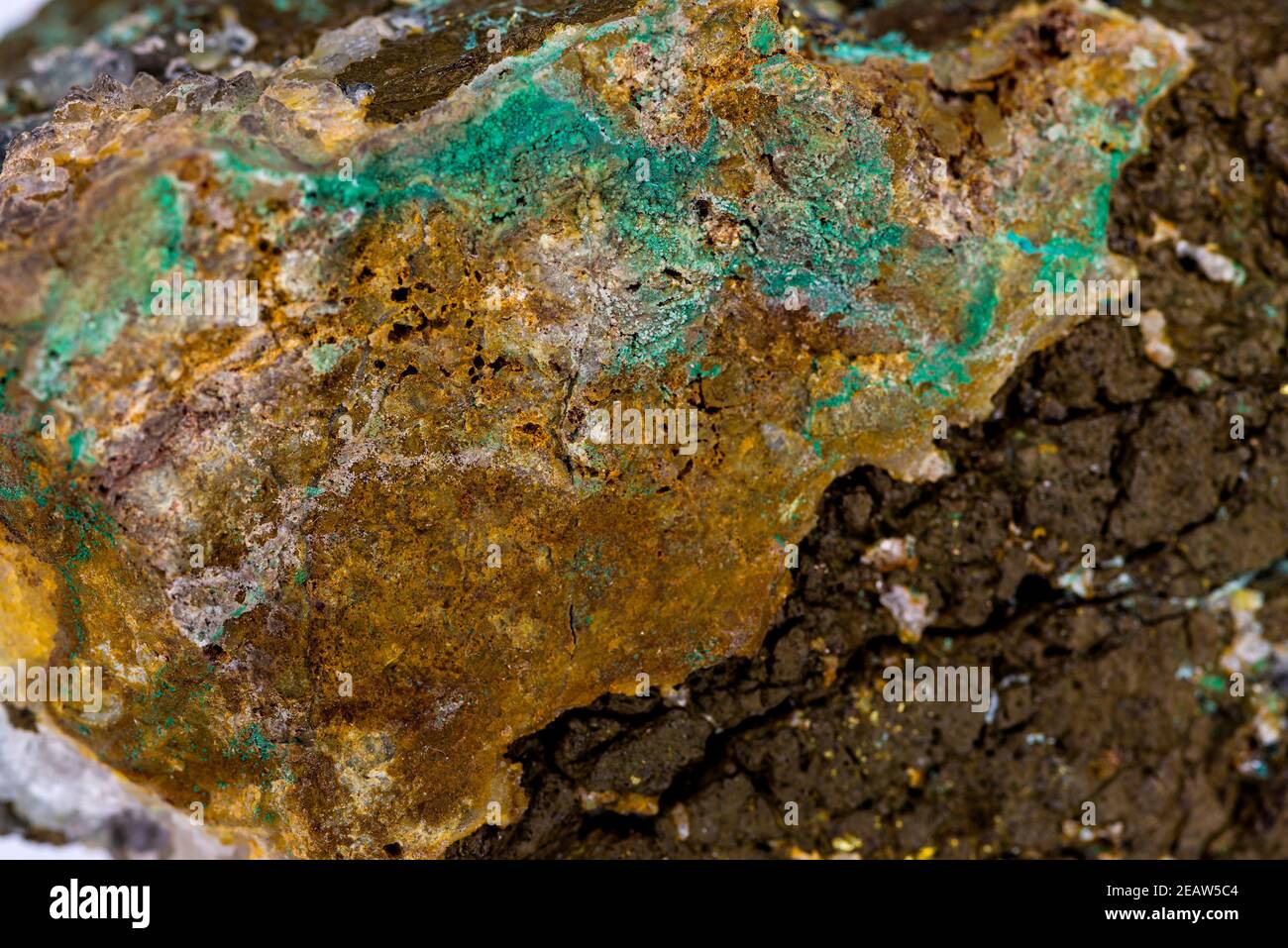 Copper ore hi-res stock photography and images - Alamy