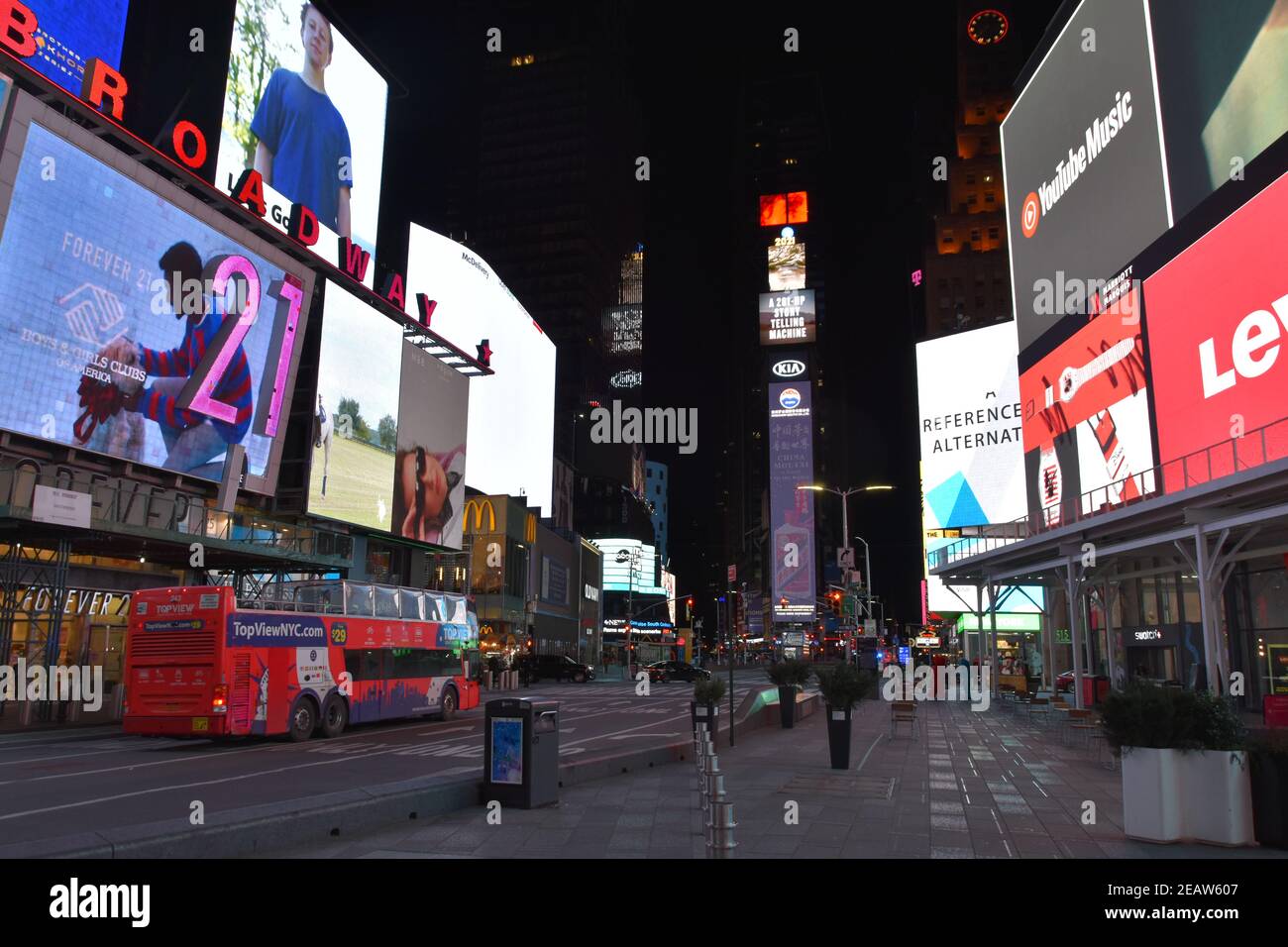 America's Crossroads, Times Square, Manhattan, New York City Stock ...