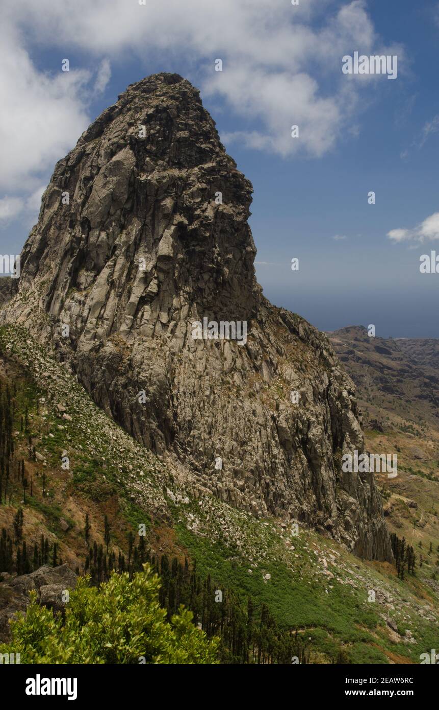 The monument of los roques hi-res stock photography and images - Alamy