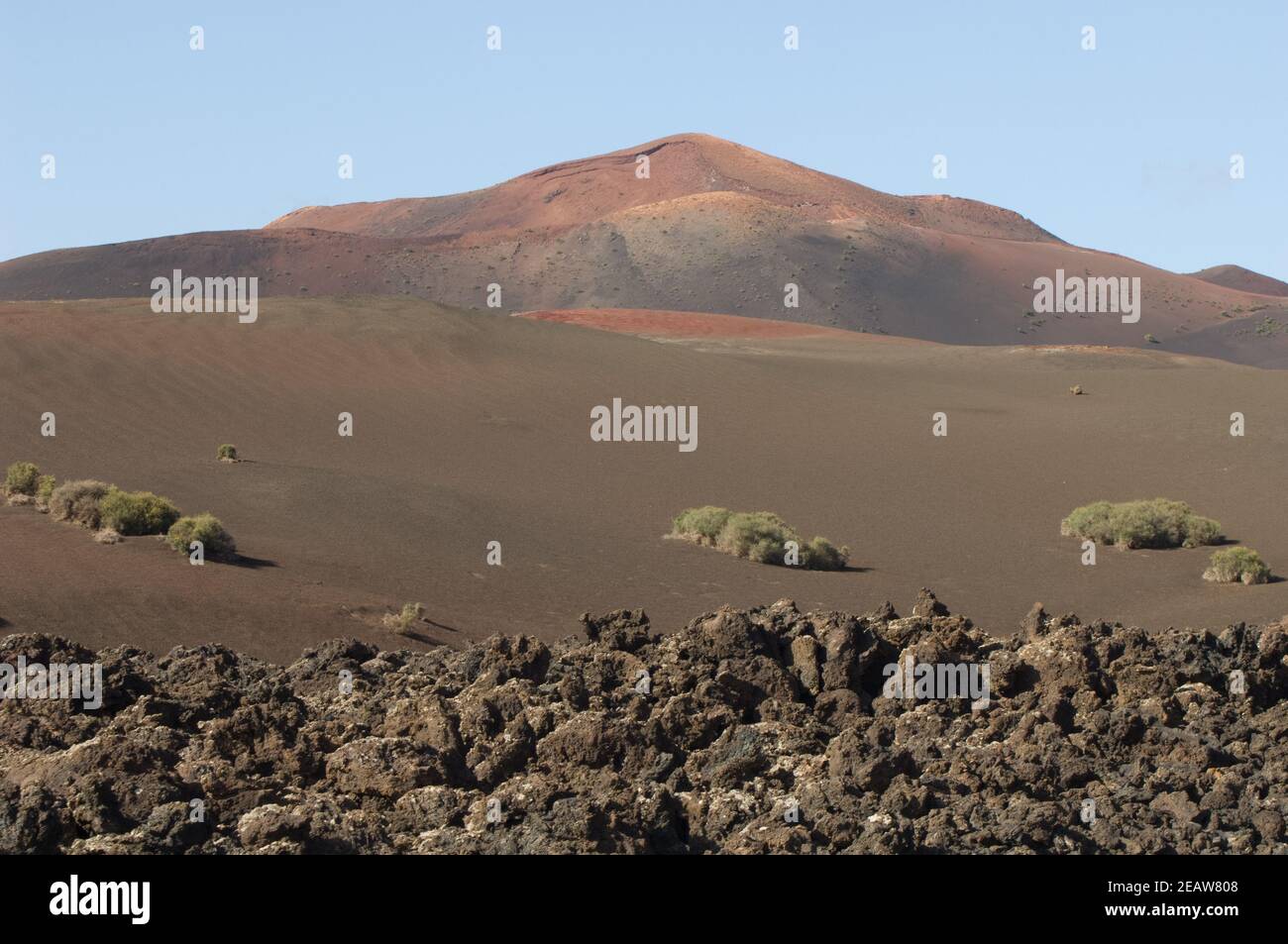 Volcanic landscape in the Timanfaya National Park Stock Photo - Alamy