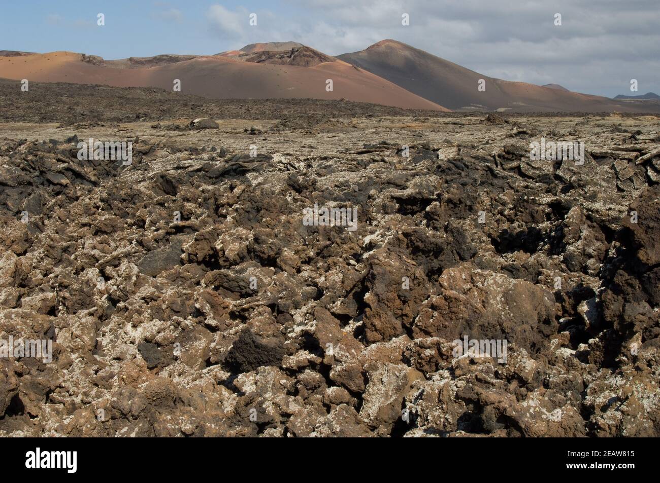 Arid rocky landscape hi-res stock photography and images - Alamy