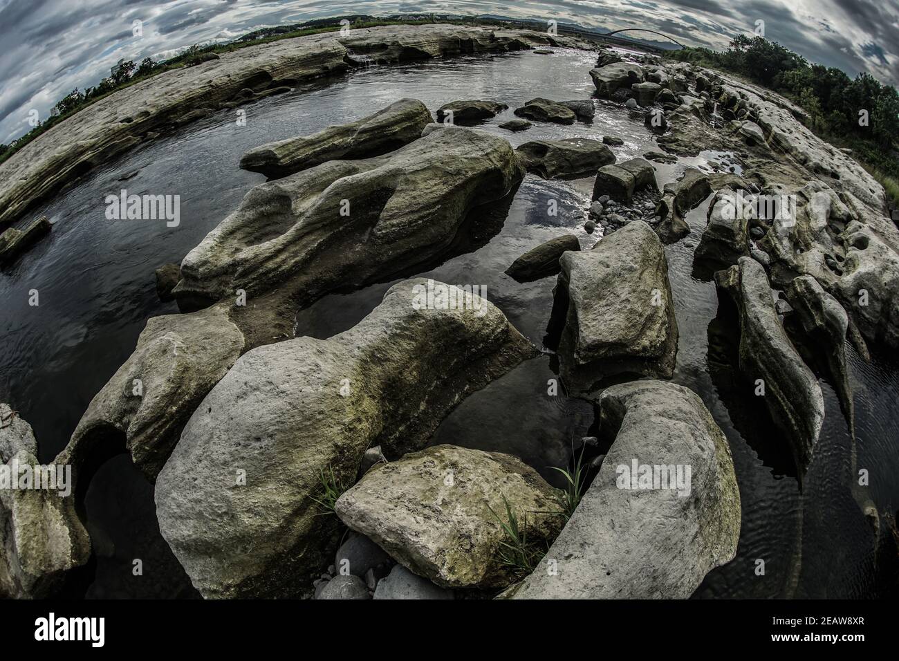 Rock formations band of Tama River (Tokyo Akishima Stock Photo - Alamy