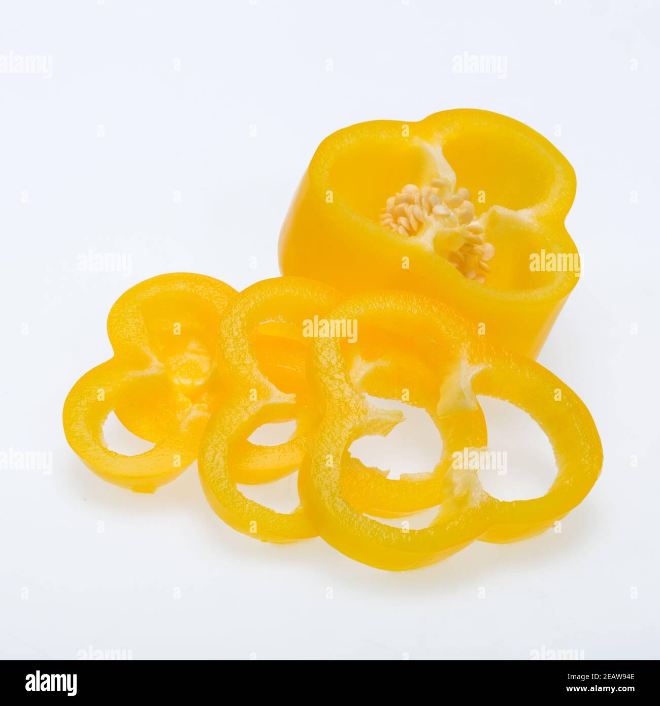 Whole bell pepper hi-res stock photography and images - Alamy