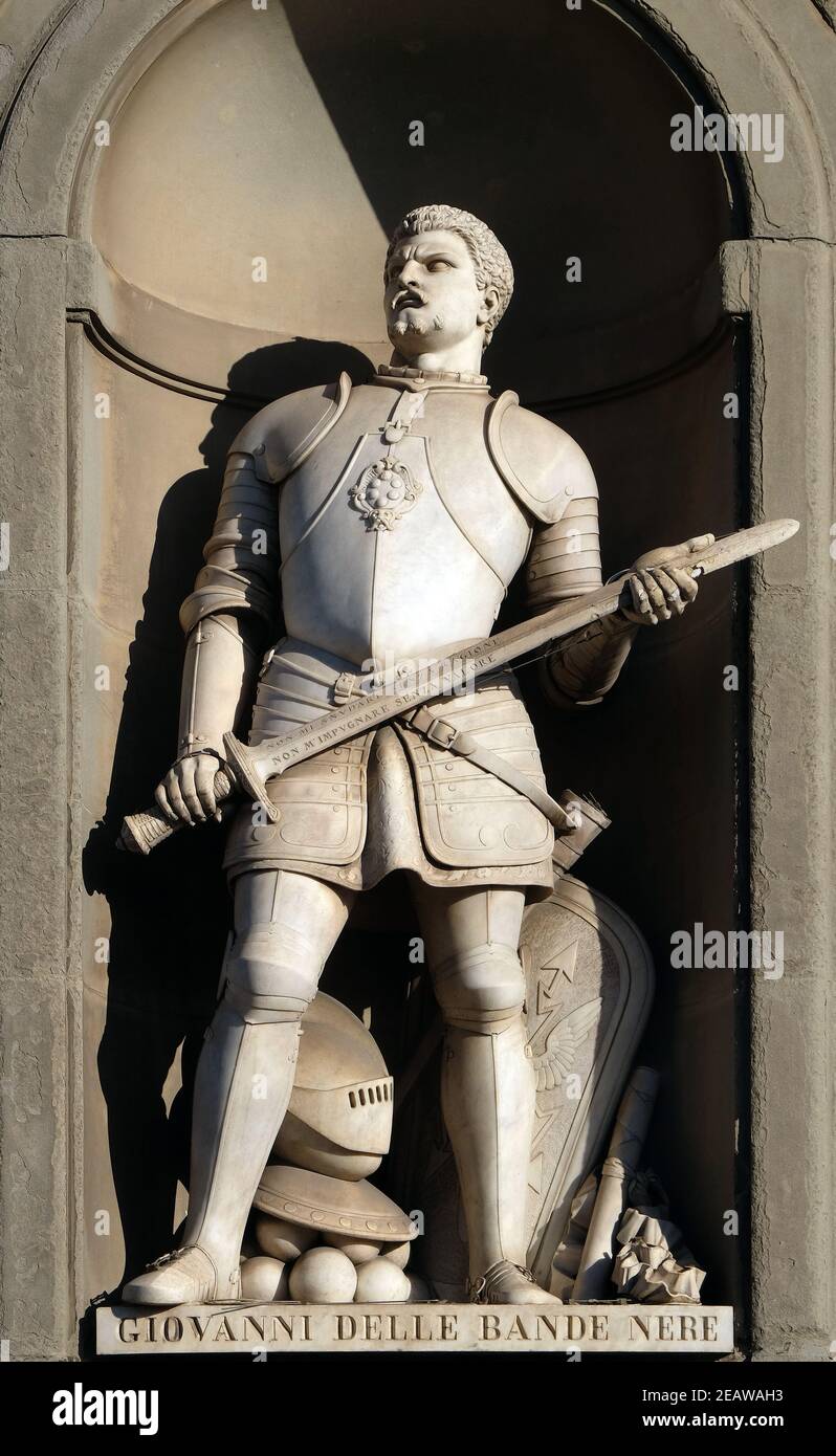 Giovanni delle Bande Nere, statue in the Niches of the Uffizi Colonnade ...