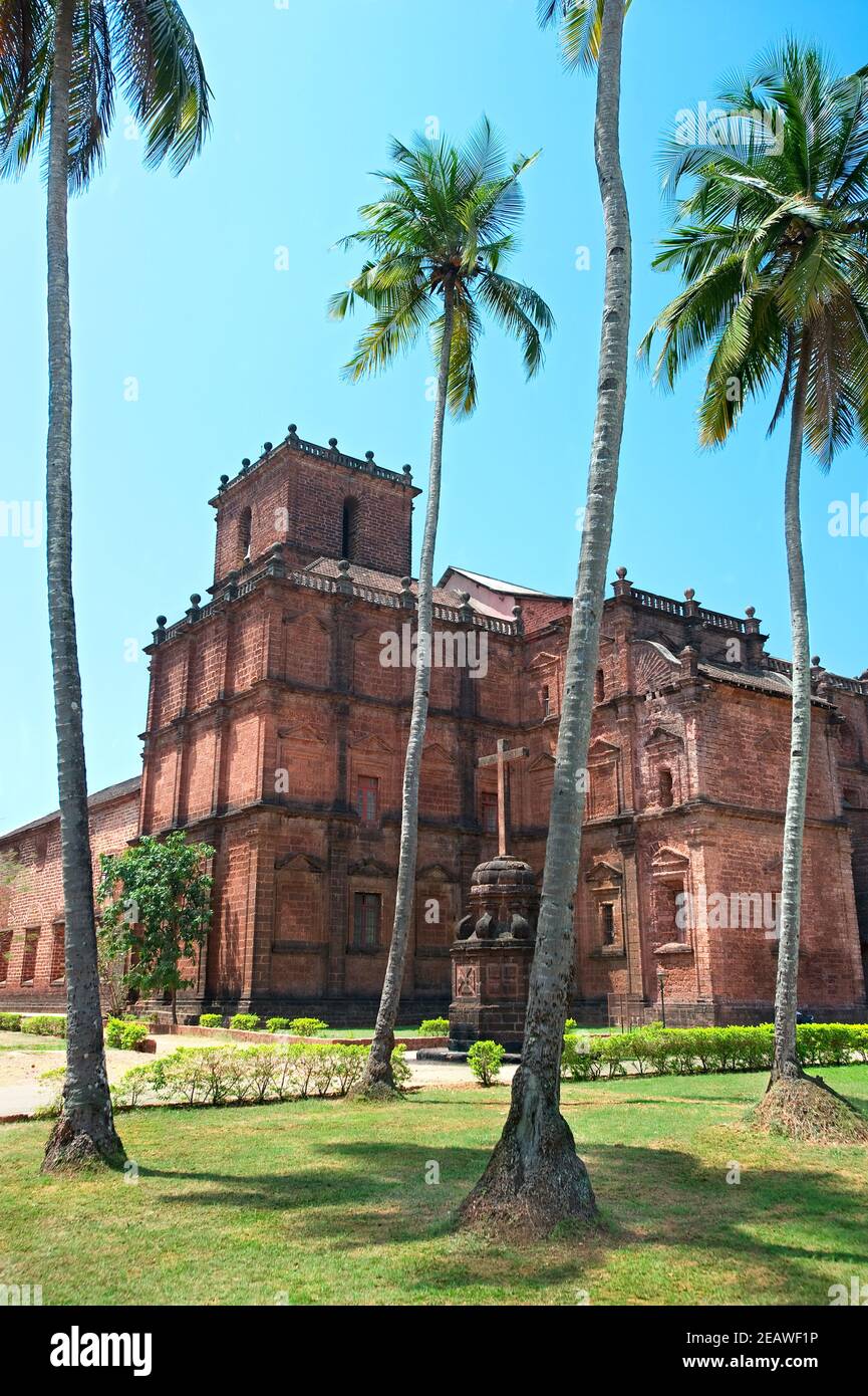 Old goa basilica of bom jesus hi-res stock photography and images - Alamy
