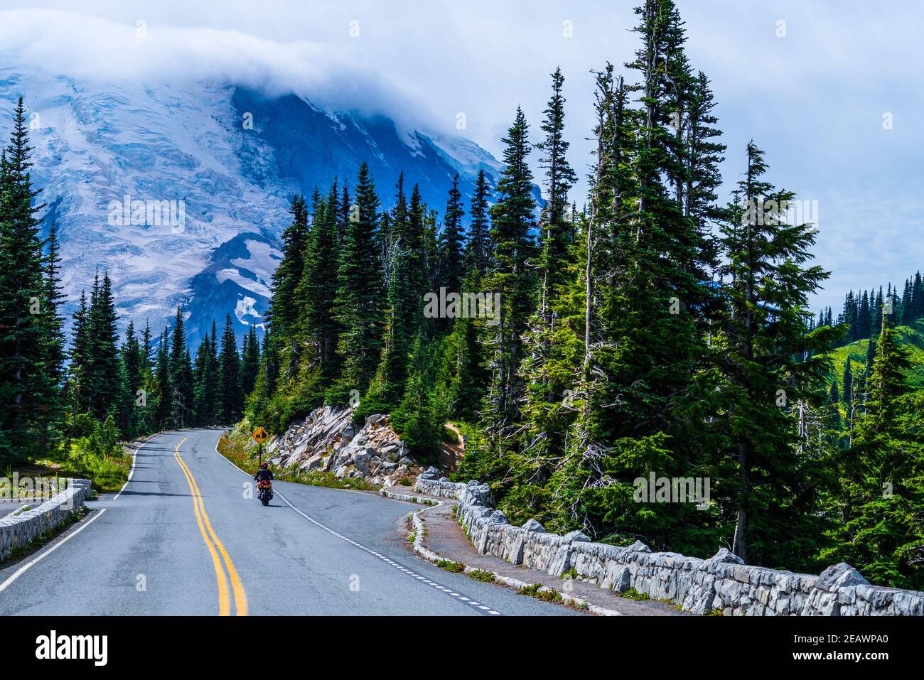 Wonder view trail at sunrise hi-res stock photography and images - Alamy