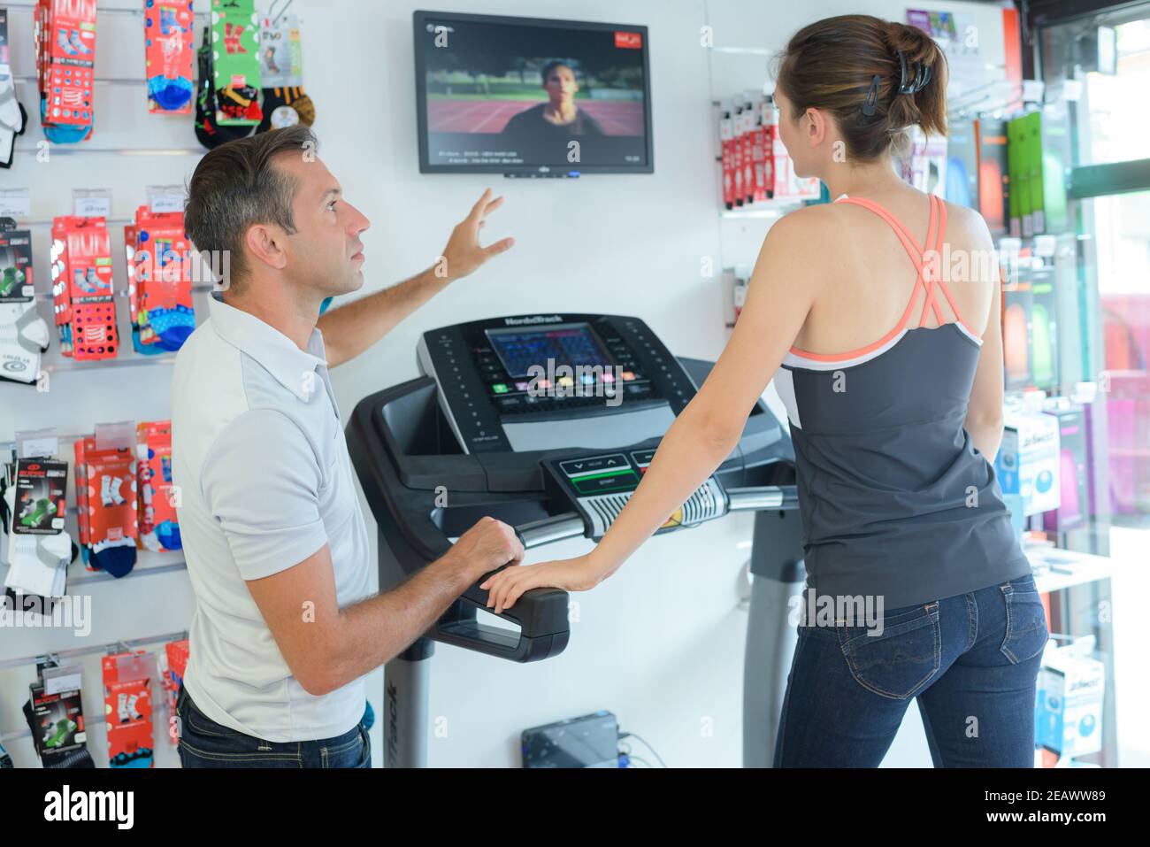 Exercise machine screen hi-res stock photography and images - Alamy