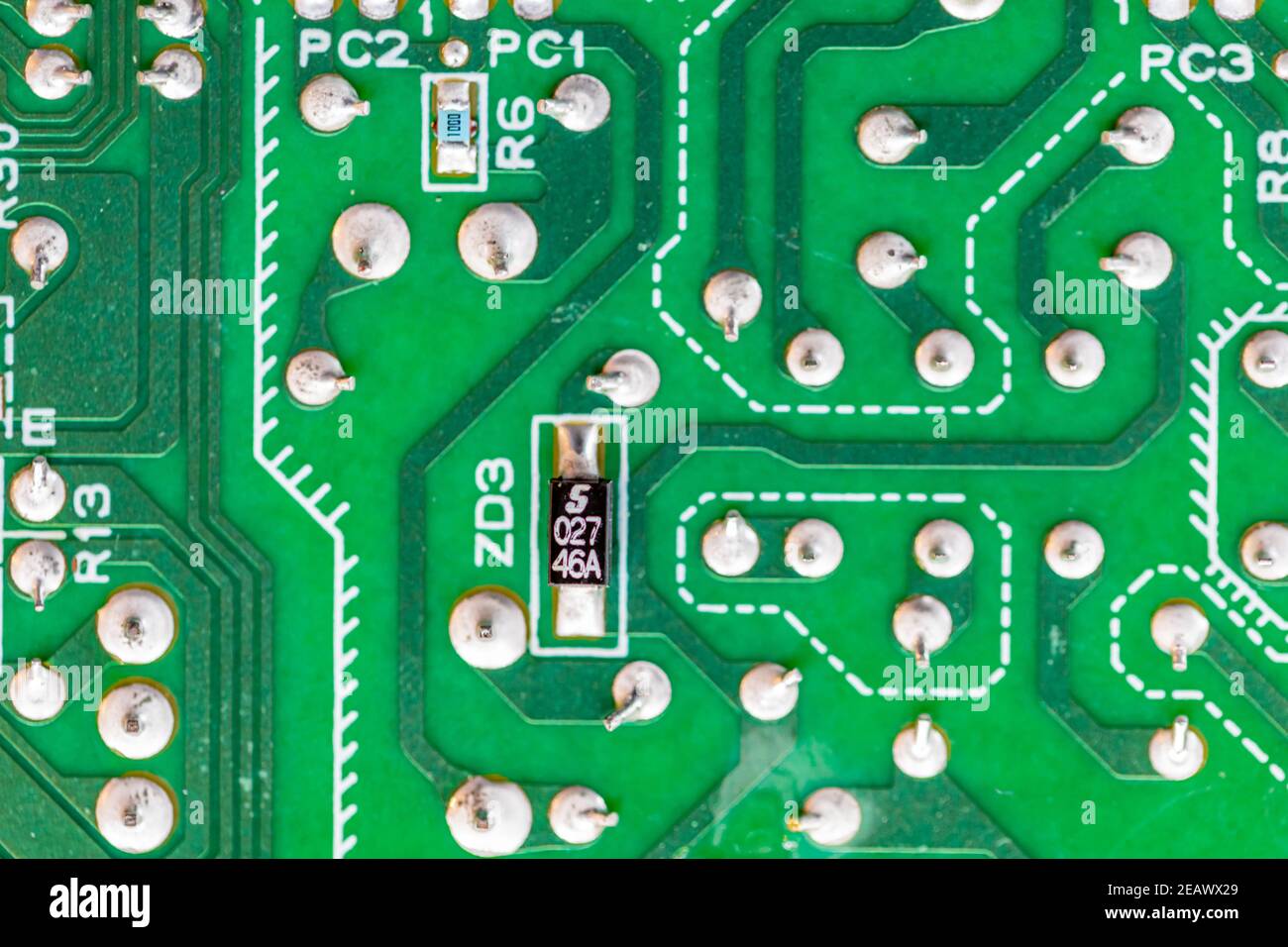 Transistors printed circuit board hi-res stock photography and images ...