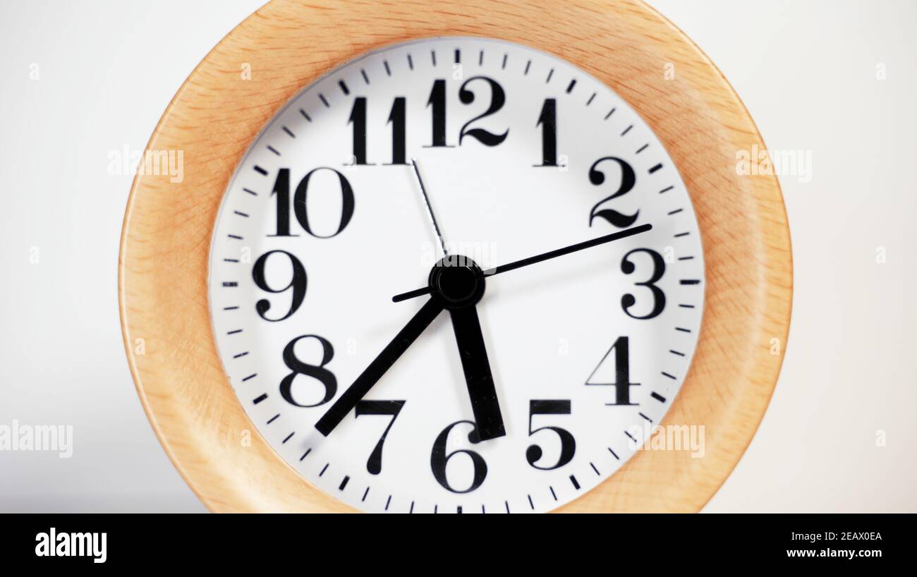 Simple clocks hi-res stock photography and images - Alamy