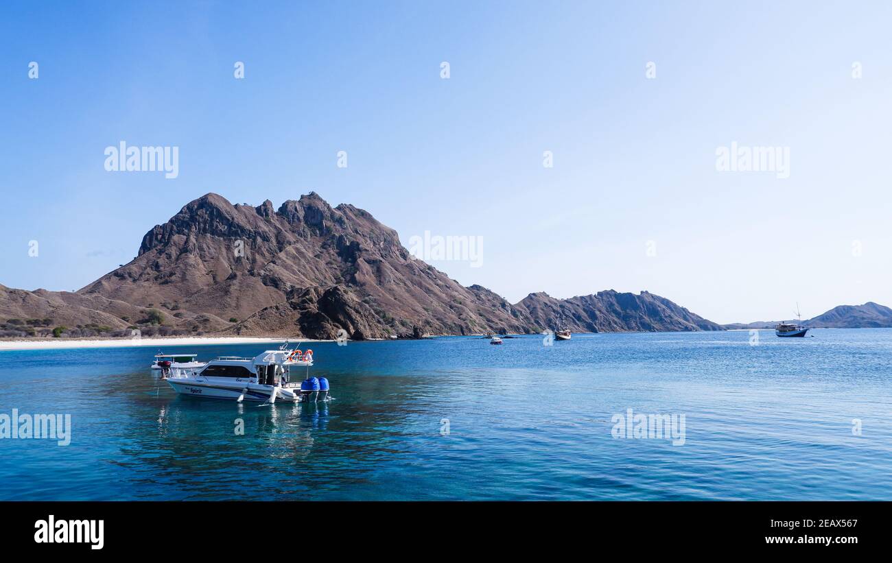 Padar island hi-res stock photography and images - Alamy