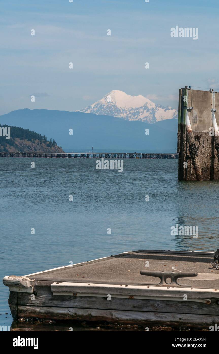 Anacortes washington dock hi-res stock photography and images - Alamy