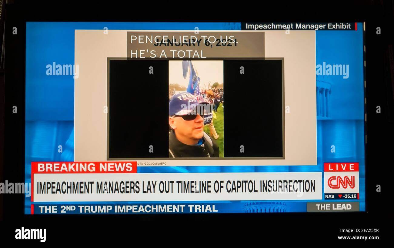 Live television coverage hi-res stock photography and images - Alamy