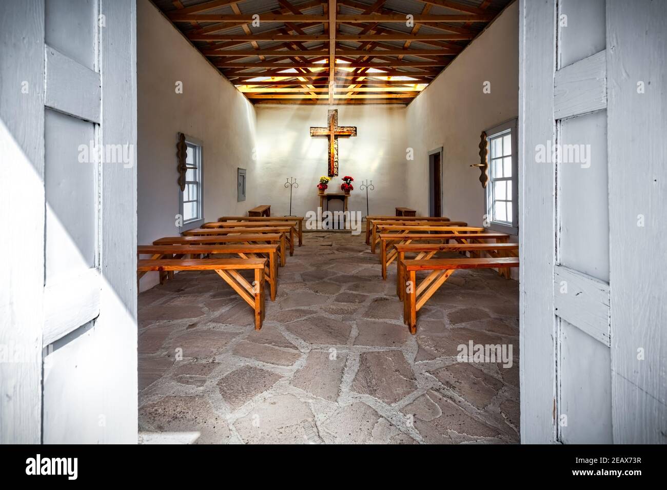 Small country church interior hi-res stock photography and images - Alamy