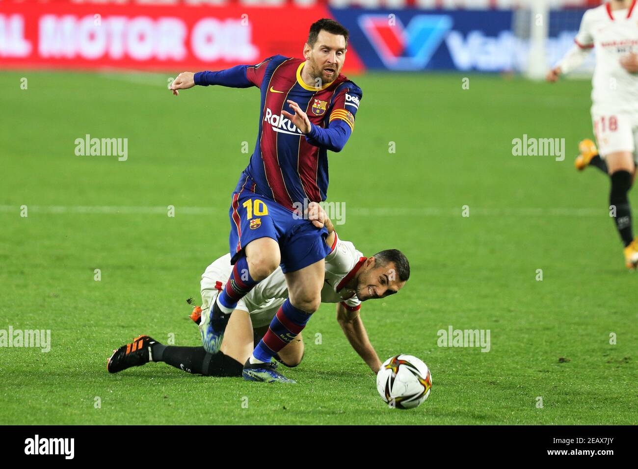 Lionel messi copa del rey 2021 hi-res stock photography and images - Alamy