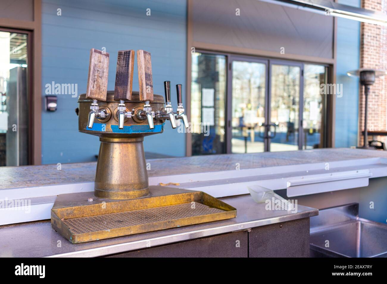 Establishment mechanism hi-res stock photography and images - Alamy