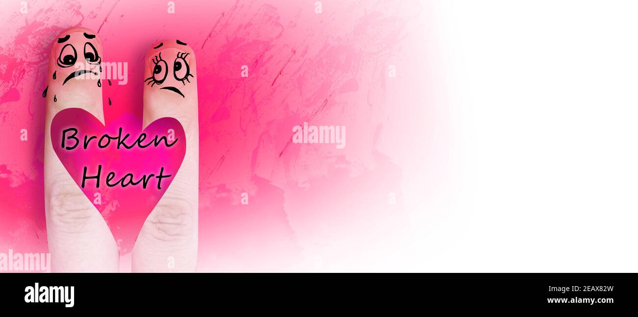 Heartbreak concept with broken heart. Separation and divorce. 3d ...