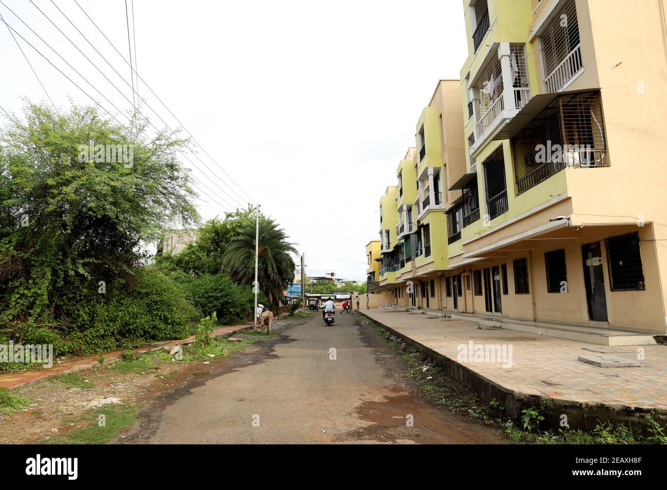 A ground level view of a completed apartment Stock Photo - Alamy