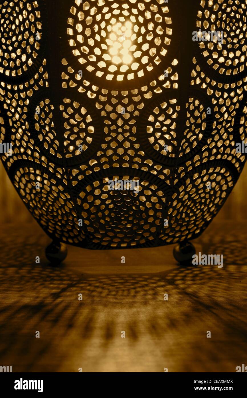 Moroccan lamp shade hi-res stock photography and images - Alamy