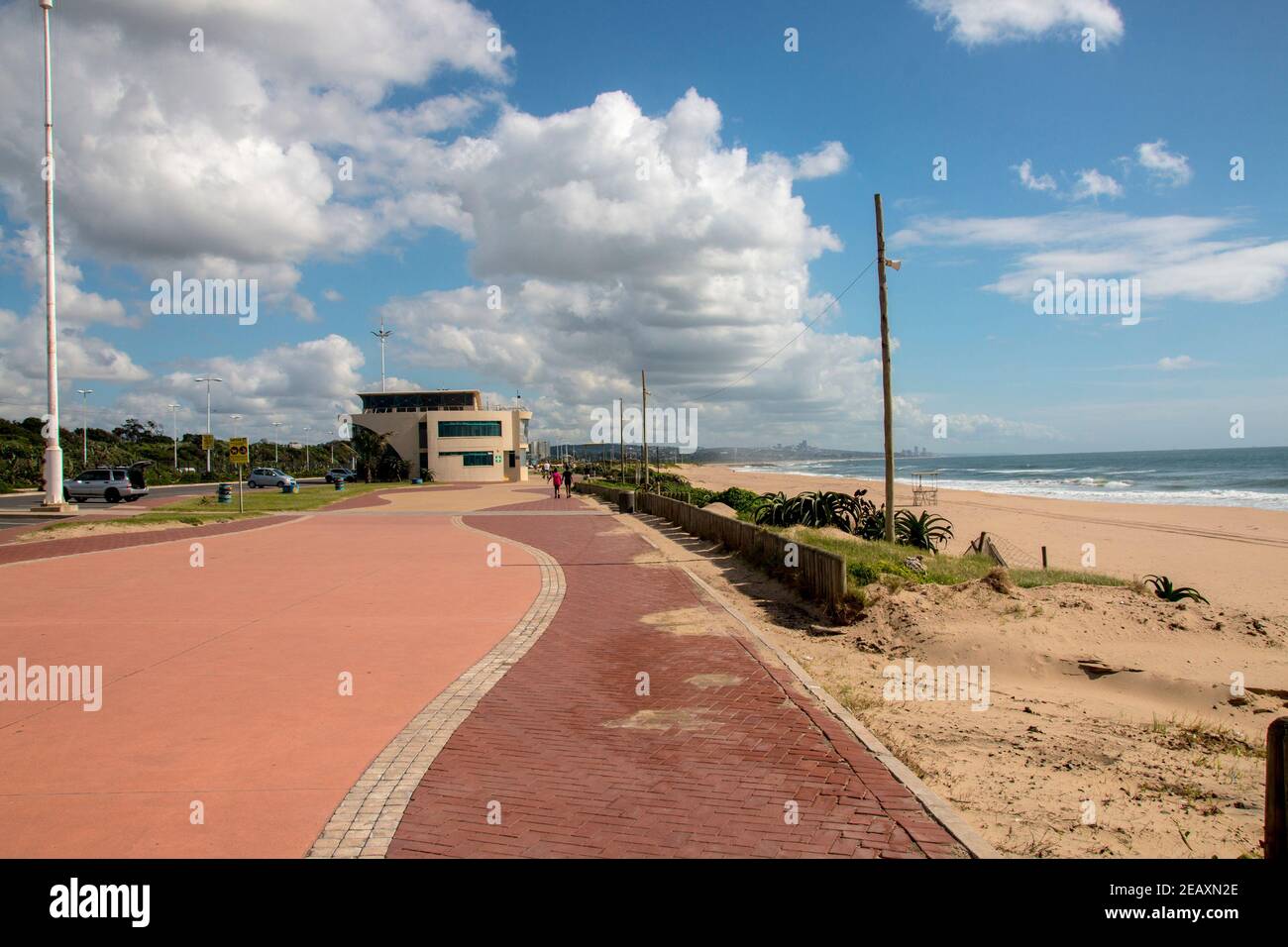 Paved promenade walkway at durban's golden mile on beachfront Stock ...