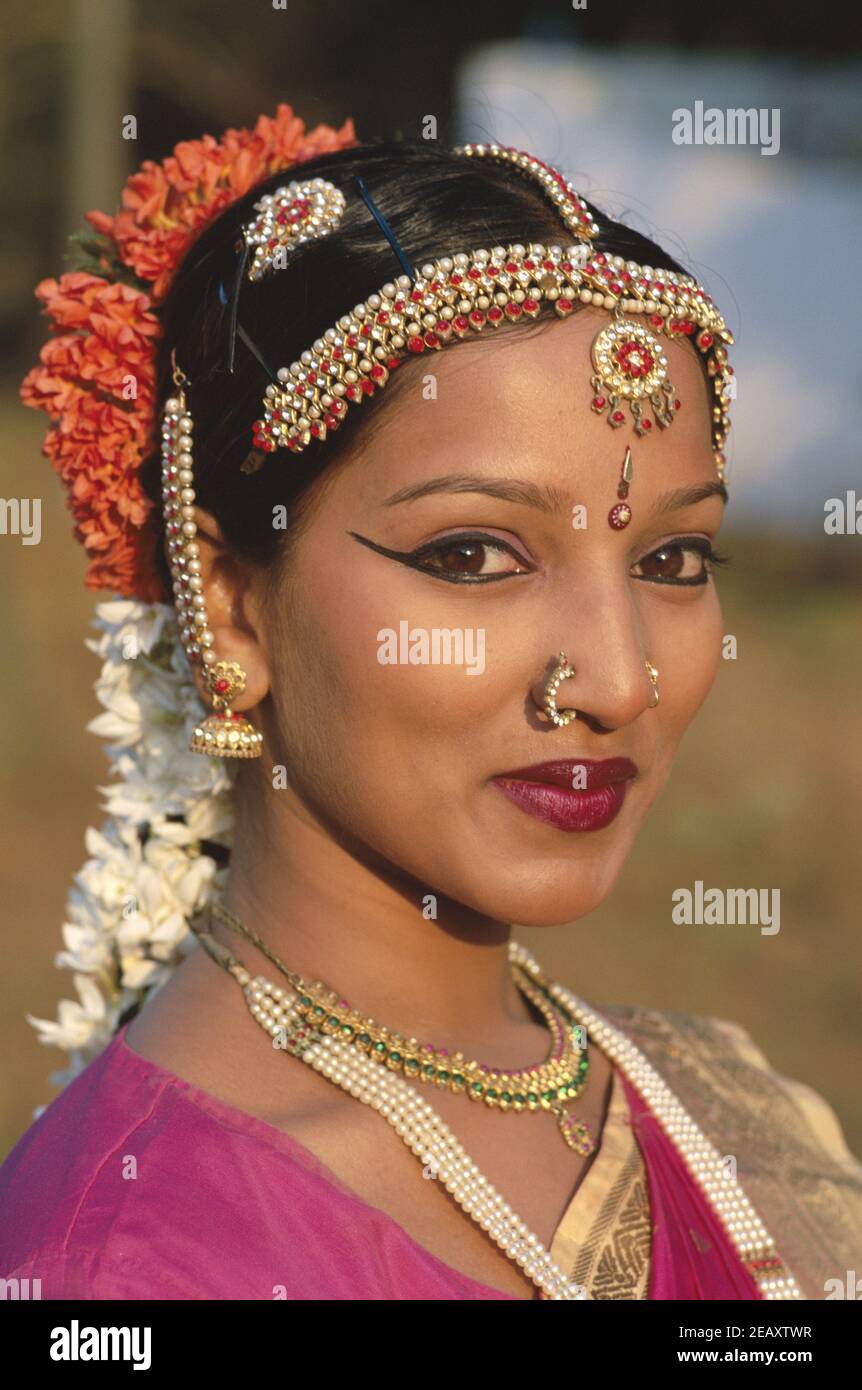 India,Goa, portrait of a pretty smiling Female Dancer Dressed in ...