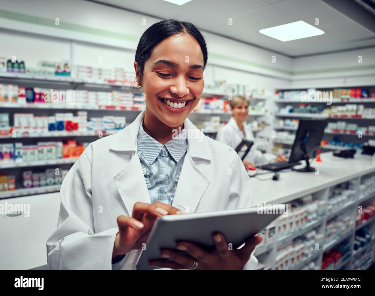 Pharmacy team hi-res stock photography and images - Alamy