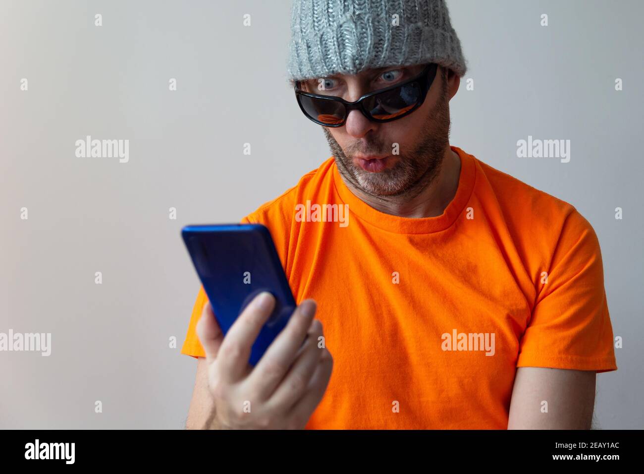 Puzzled look hi-res stock photography and images - Alamy