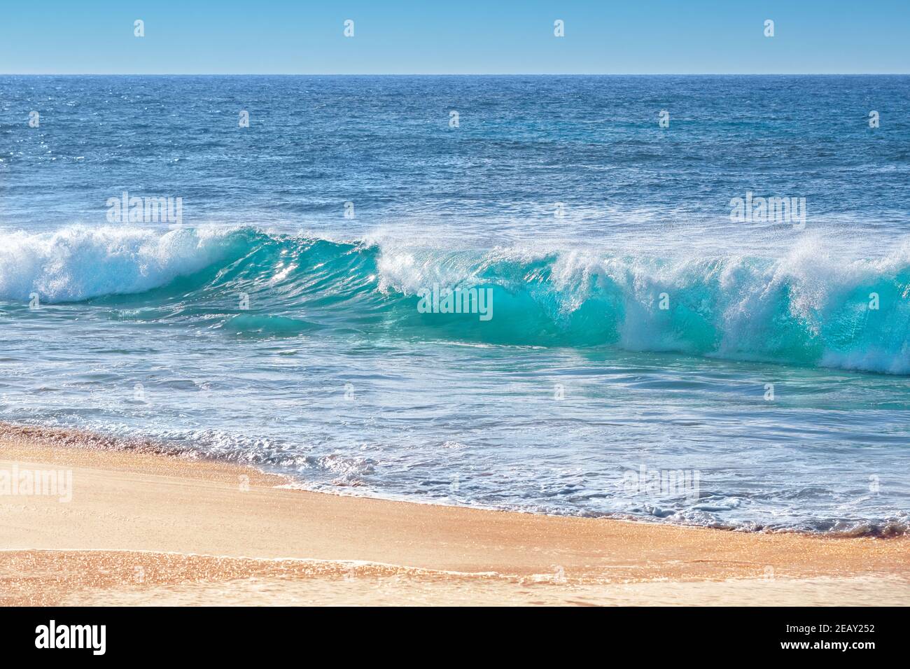 turquoise waves at Sandy Beach, Hawaii Stock Photo - Alamy