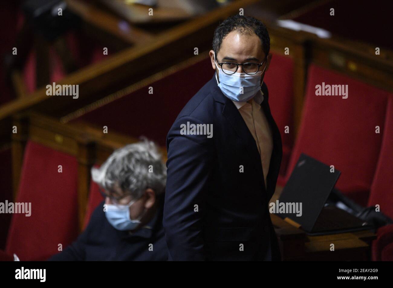 Chiche paris hi-res stock photography and images - Alamy