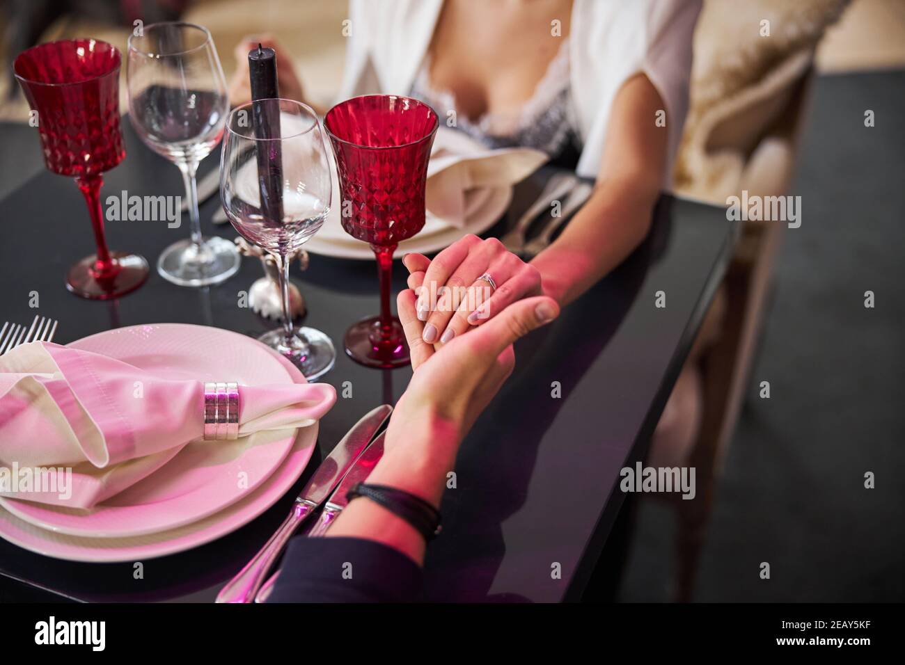 Loving couple seated hi-res stock photography and images - Alamy