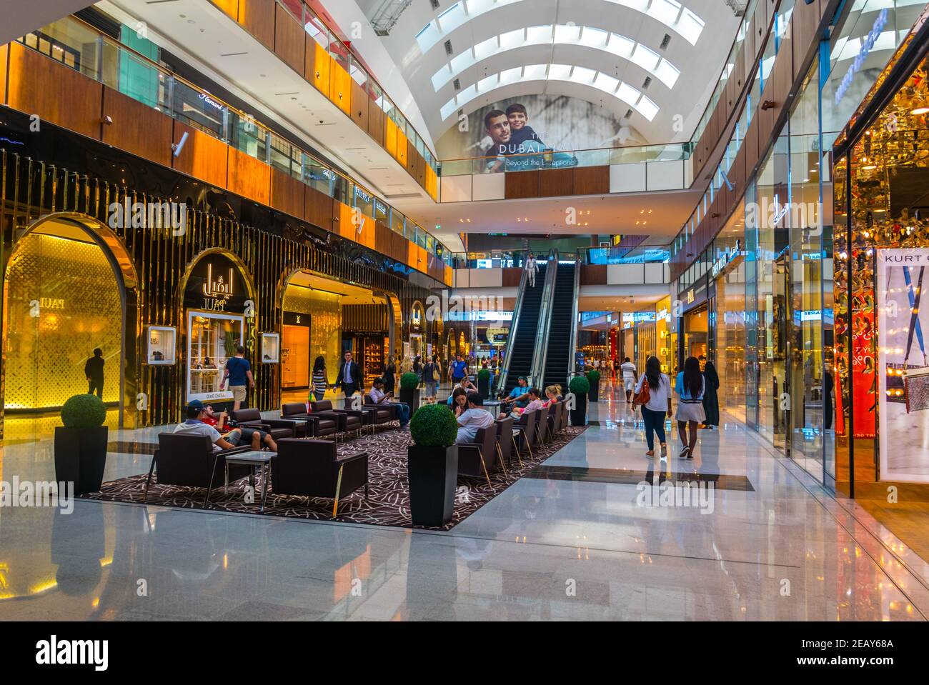 DUBAI, UAE, OCTOBER 26, 2016: Interior of the Dubai mall in the UAE ...