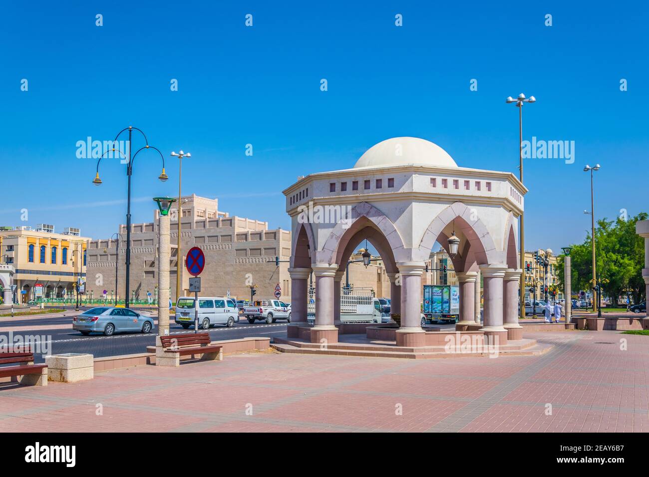 AL AIN, UAE, OCTOBER 28, 2016: Traffic on a street in Al Ain, UAE Stock ...