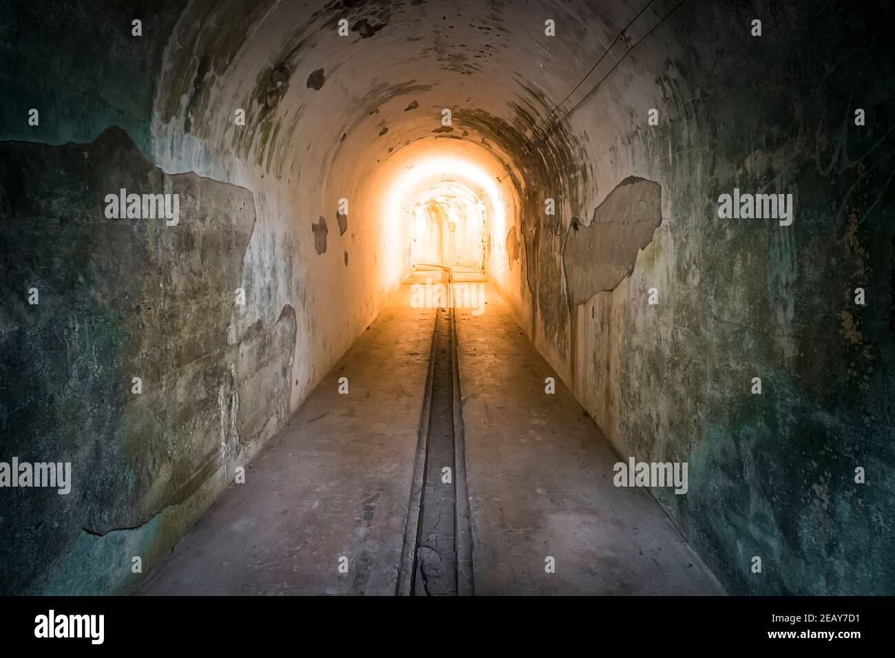 Deep underground military base hi-res stock photography and images - Alamy
