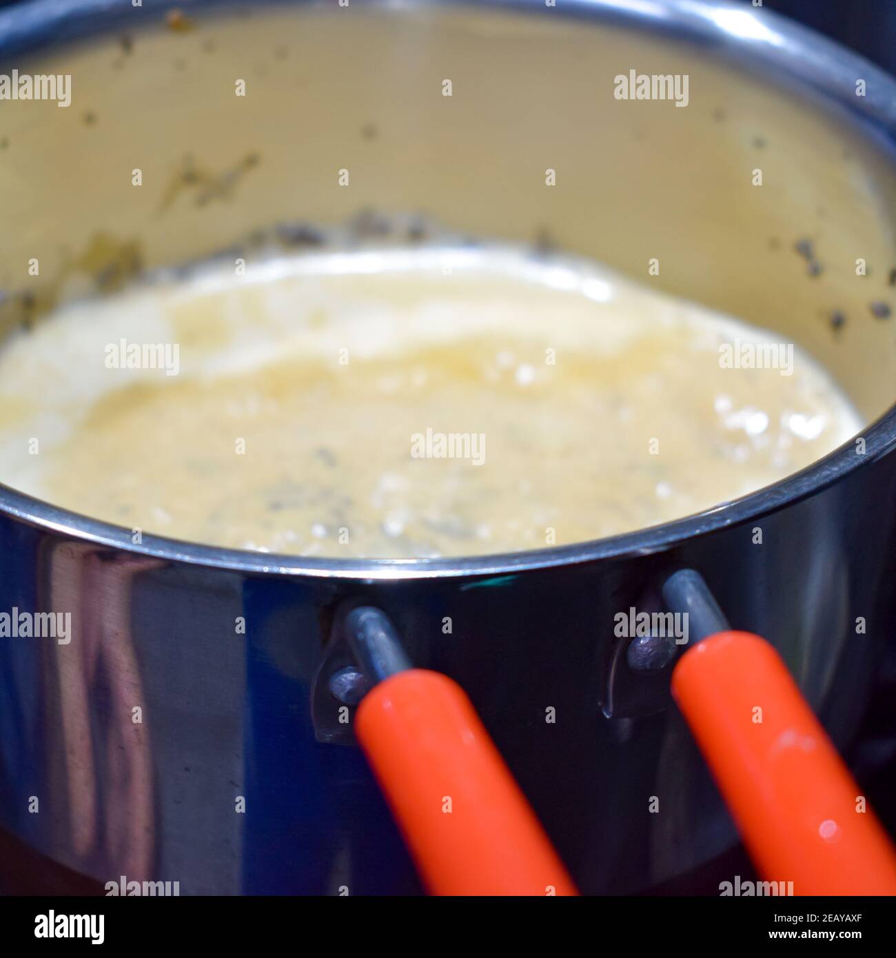 Indian cooking gas hi-res stock photography and images - Alamy