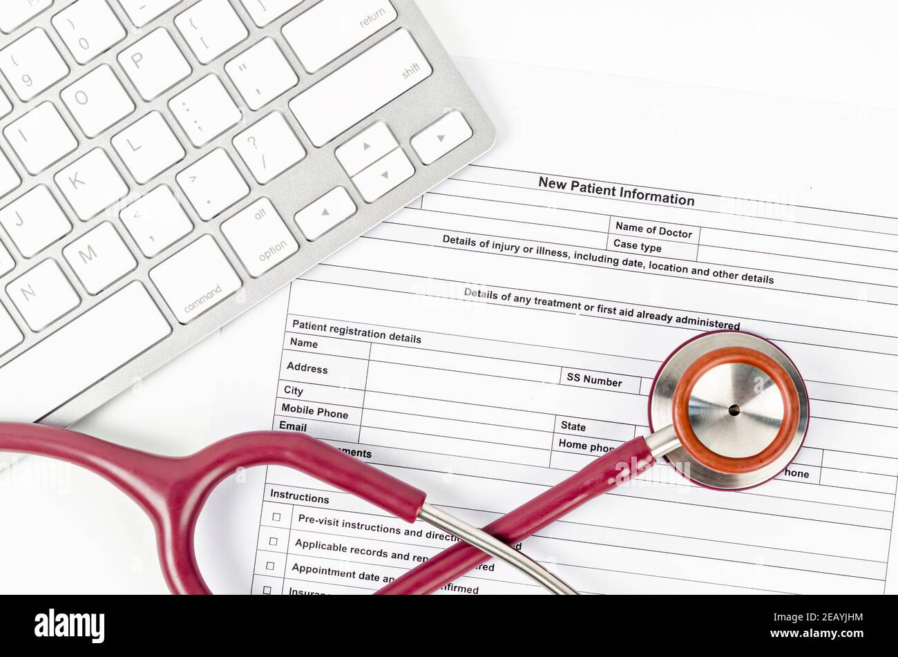 Medical record form history patient hi-res stock photography and images ...