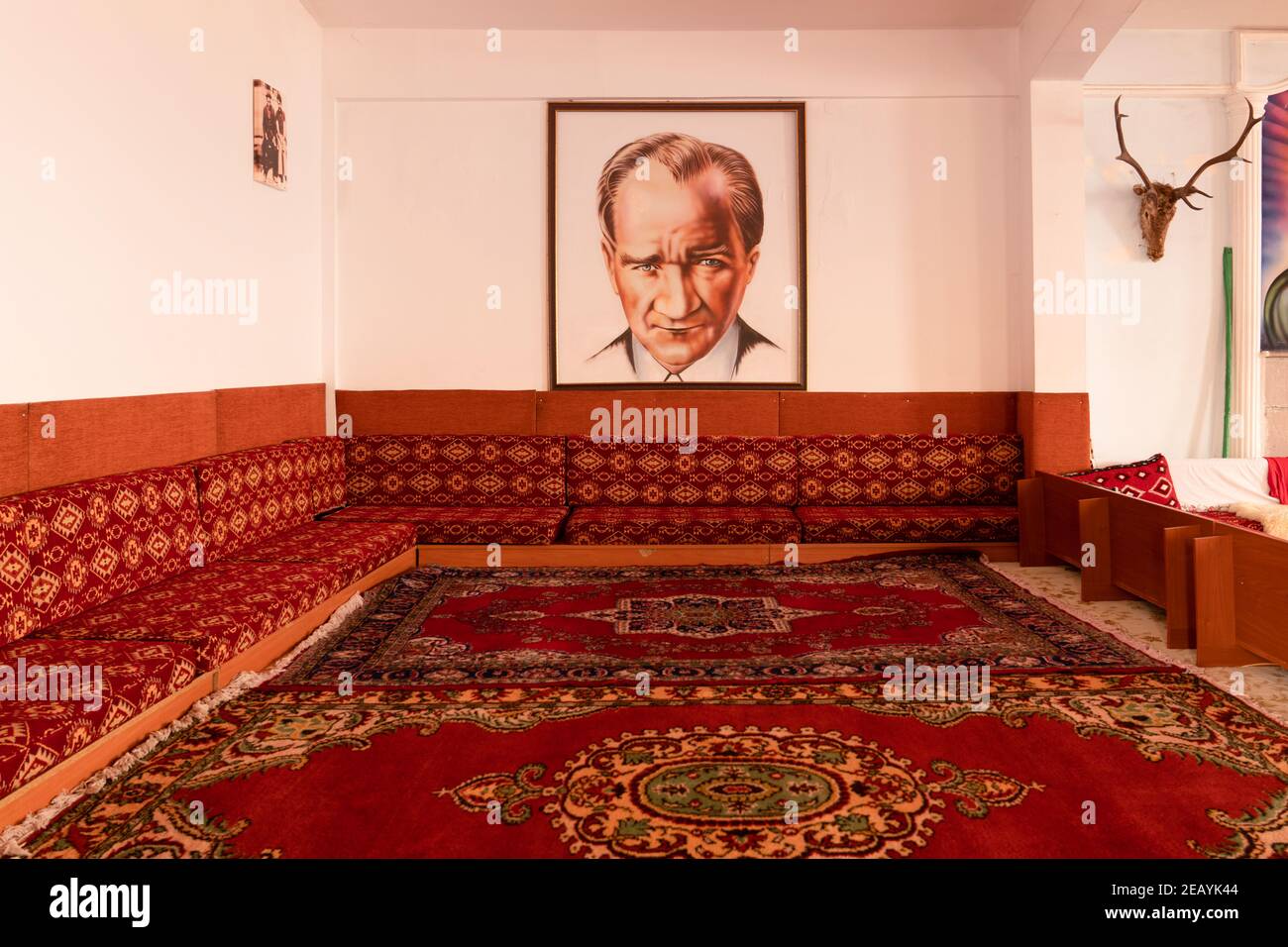 Alevi hi-res stock photography and images - Alamy