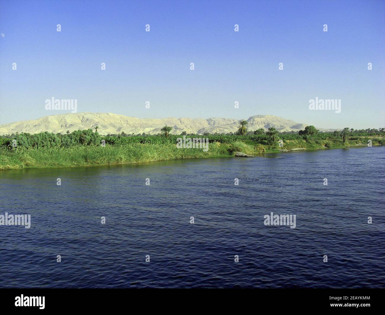 Paysages de temples hi-res stock photography and images - Alamy