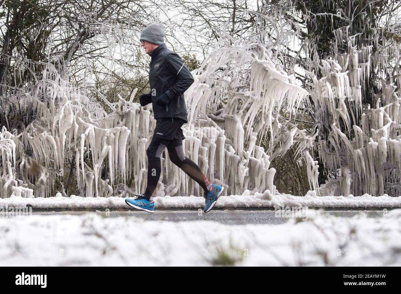 Edge runner hi-res stock photography and images - Alamy