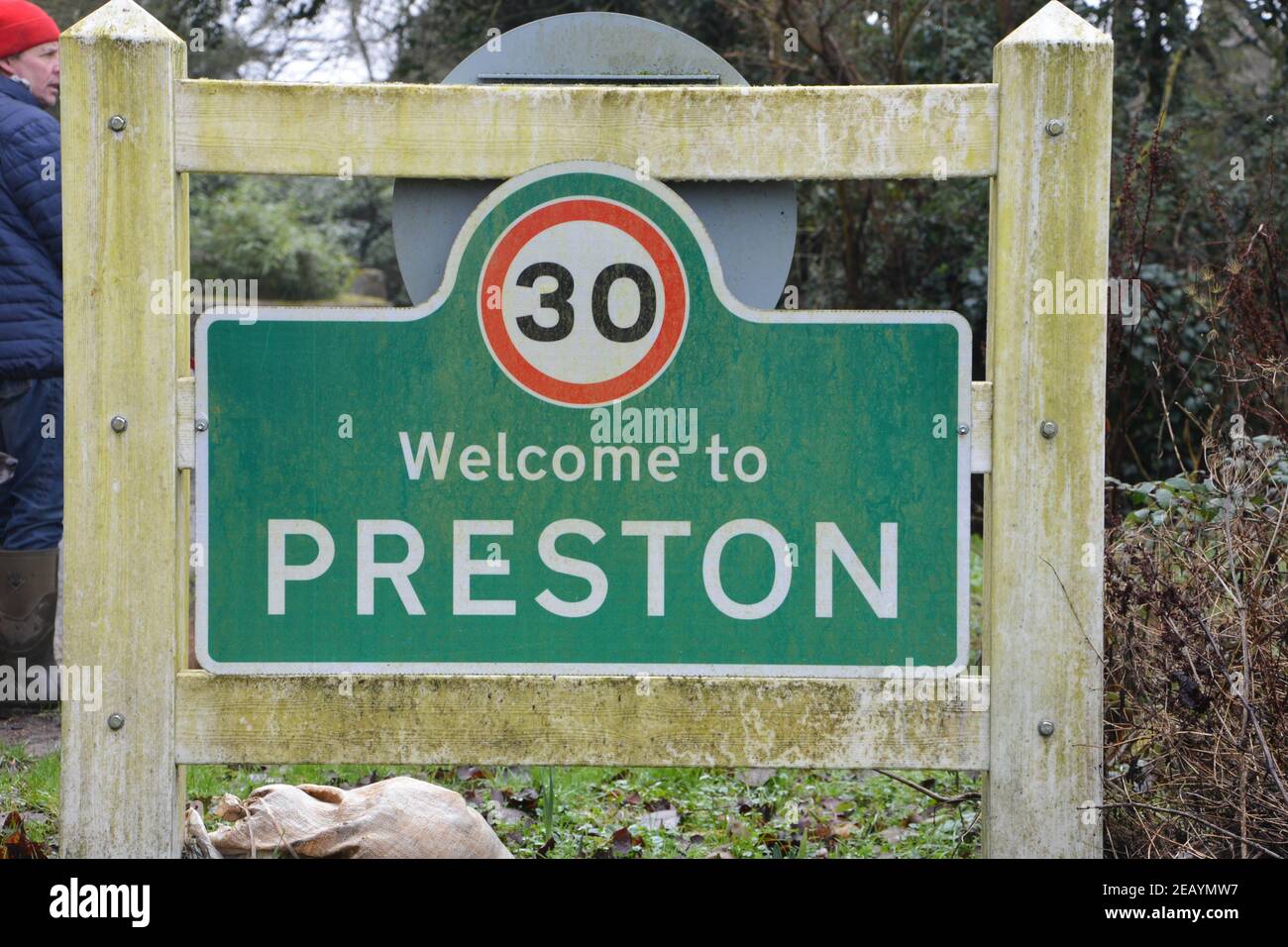 Village sign into Preston village Gloucestershire,UK Stock Photo - Alamy