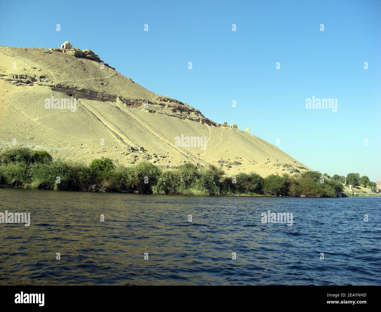 Paysages de temples hi-res stock photography and images - Alamy