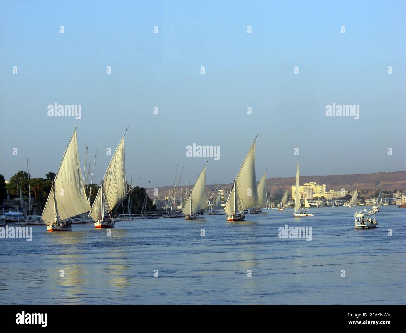 Croisiere sur le nil hi-res stock photography and images - Alamy